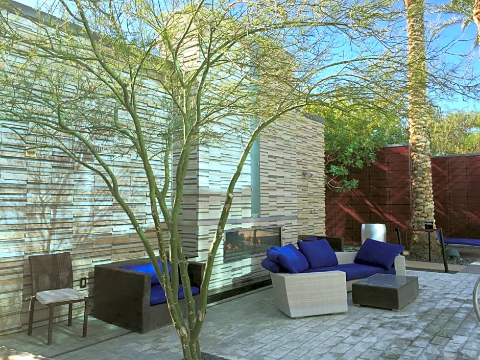 Palms Place One Bedroom Suite 1220 sqft