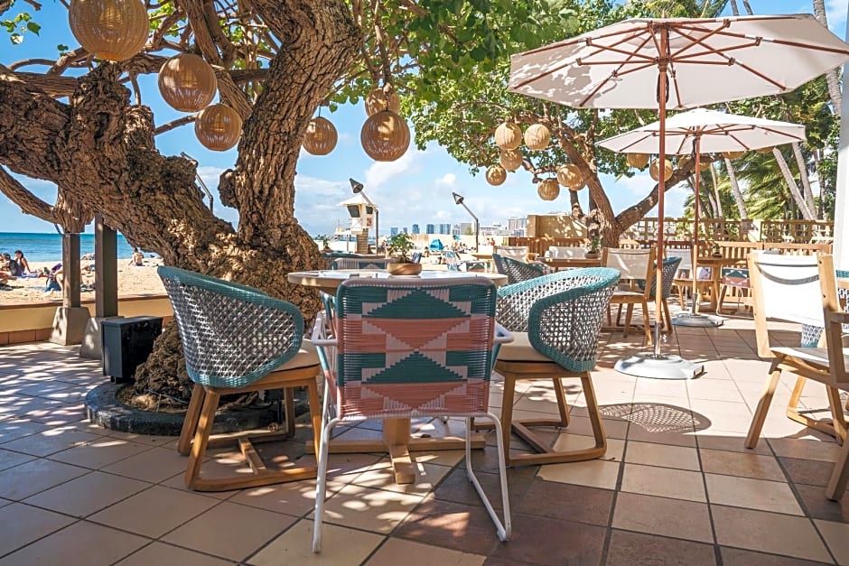 Kaimana Beach Hotel | Reservations Center